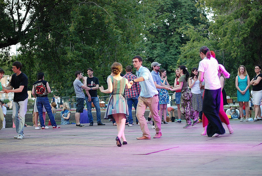 A Guide to Rock and Roll Dancing | Superprof